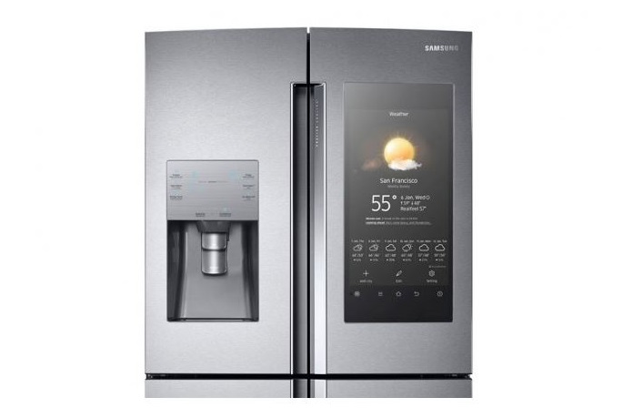Samsung Family Hub Refrigerator with 21.5-inch screen and cameras ...
