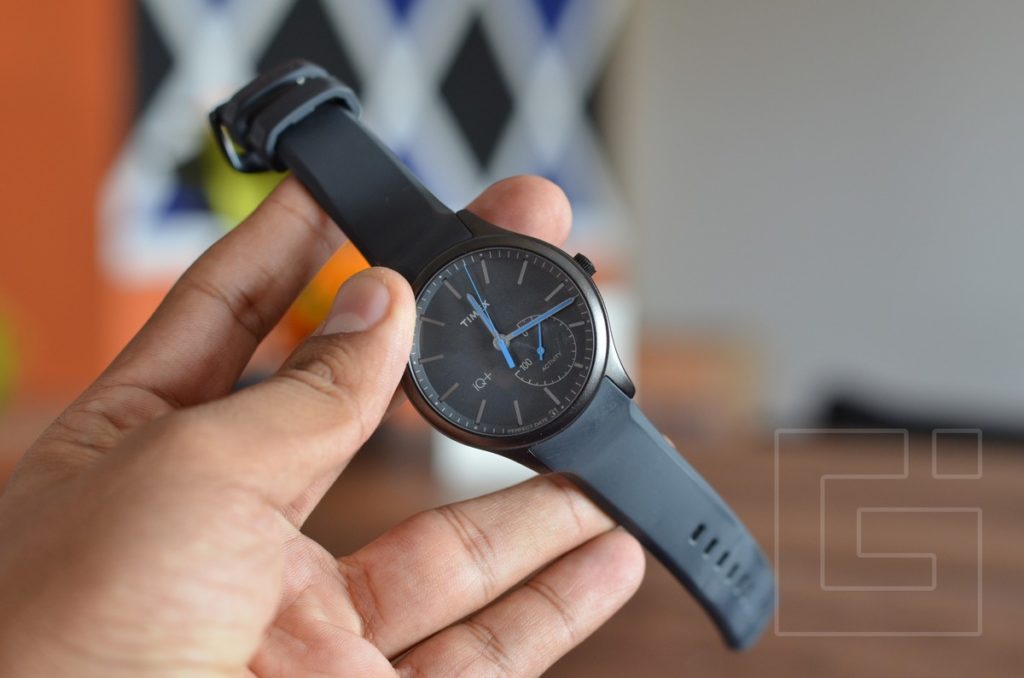 Timex IQ+ Move Review - Classy design melded with goodness of fitness ...