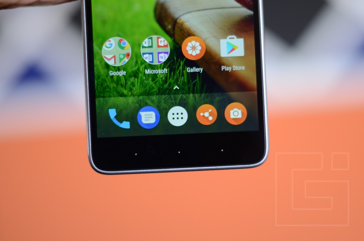 srt.phone - Initial impressions of the "smartphone inspired from the ...