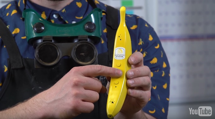 The Banana Phone is real, Bluetooth-enabled handset for your phone