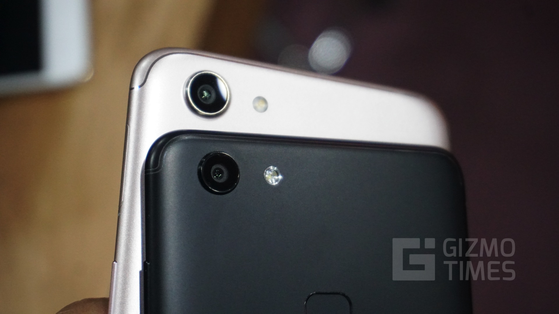 OPPO F5 vs Vivo V7 Comparison - Which is a better phone?