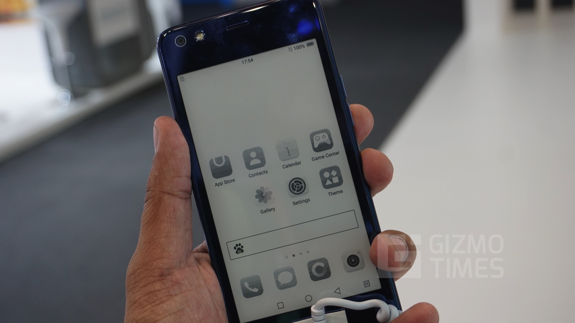 Hisense A2 Pro has a seconday e-ink display, showcased at MWC 2018