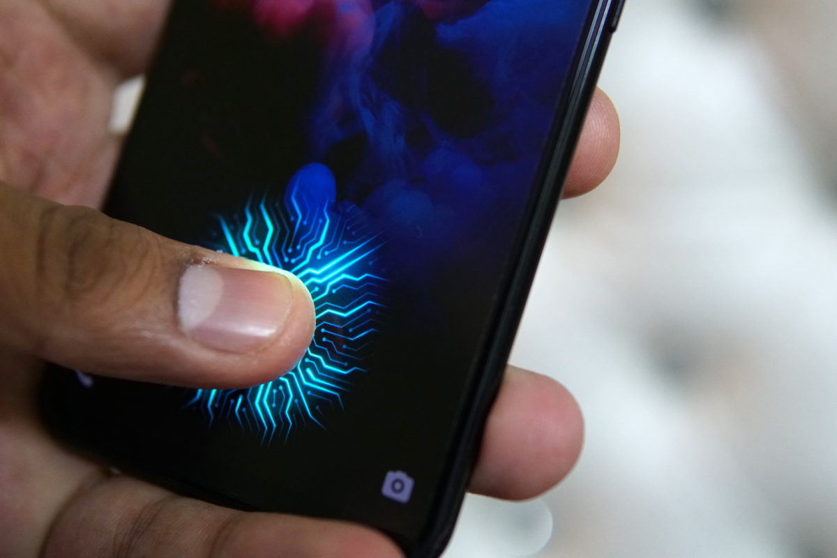 The In-screen Fingerprint Scanner on Vivo X21 - Works like a charm!