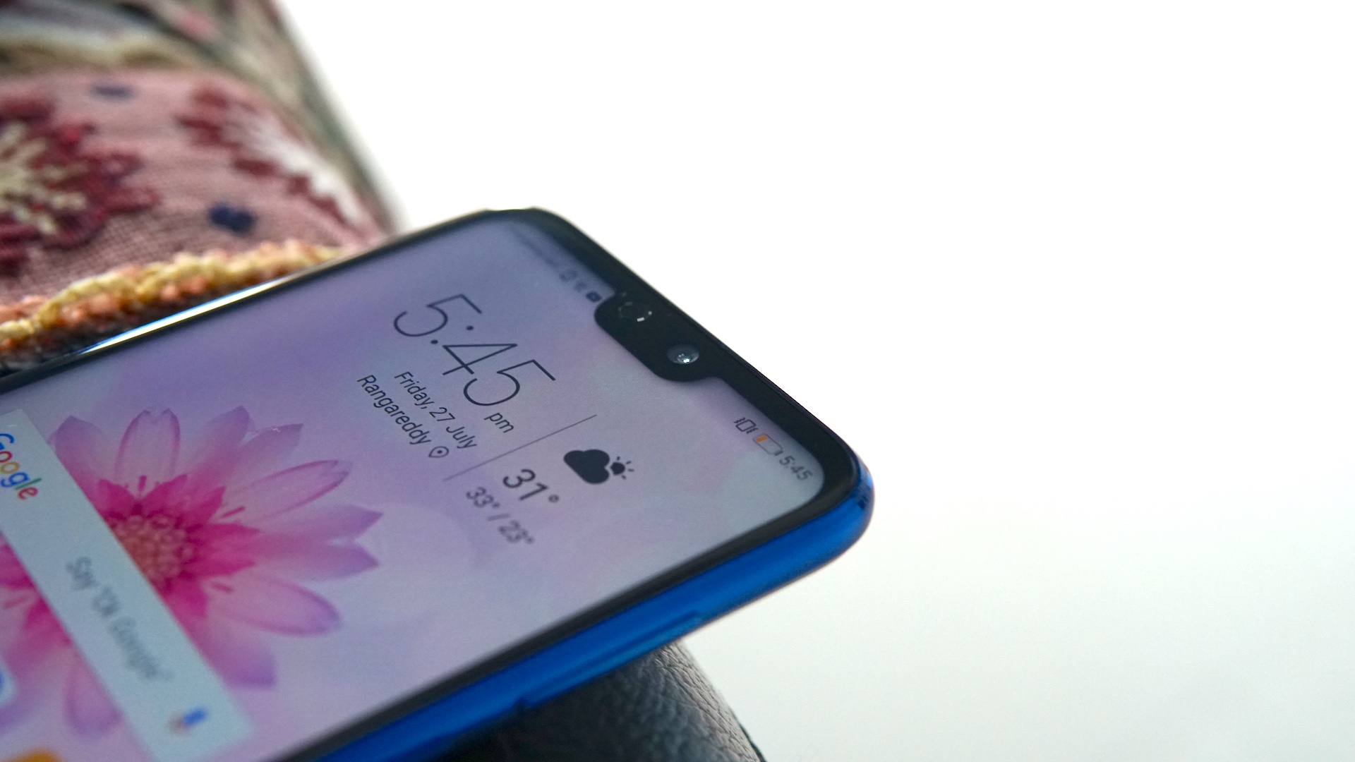 Honor 9N - The stunning selfie camera phone with a full view notch display