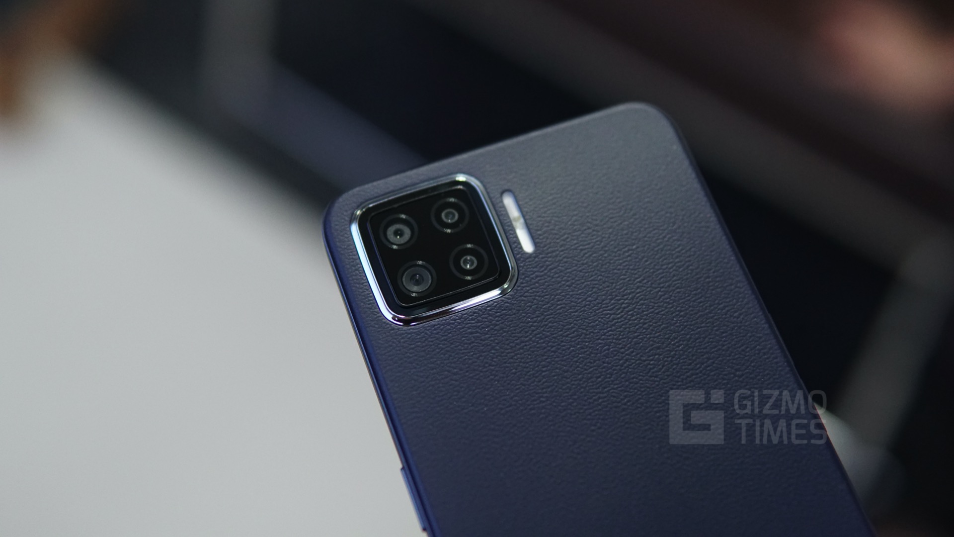 OPPO F17 Review - Finally a good device that fits into tight jeans easily